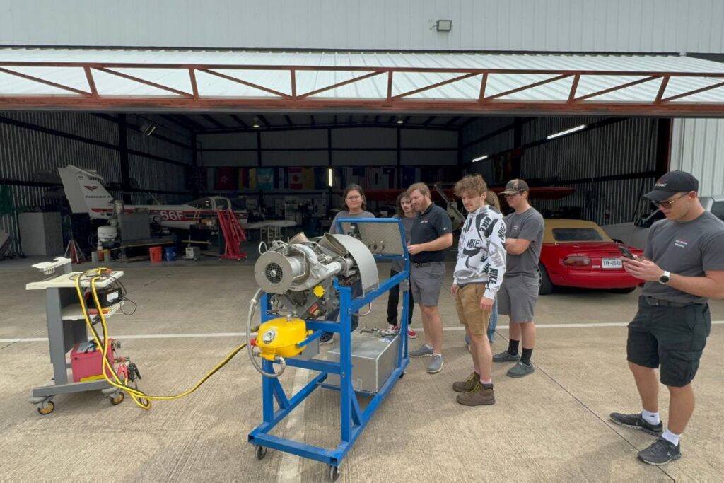 How to Choose the Best A&P School - Thrust Institute of Maintenance