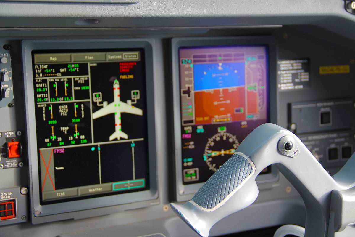 What Is an Avionics Technician? - Thrust Institute of Maintenance